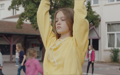 La Cour: le téléfilm