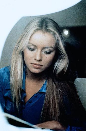 Monika (La Ragazzina)