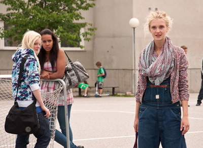 La Nouvelle de la classe est mille fois plus forte (Tusen gånger starkare)